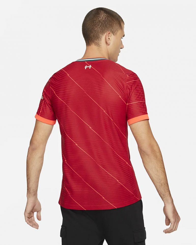 Maglia Liverpool 2021-2022 Nike, novità i dettagli arancione!